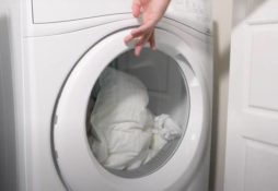 Why Are My Sheets Pilling and How Do I Get Rid of It? (2025) - Mattress ...